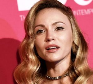 Nikita Kahn (Larry Ellison's Girlfriend) Age, Boyfriend, Family ...